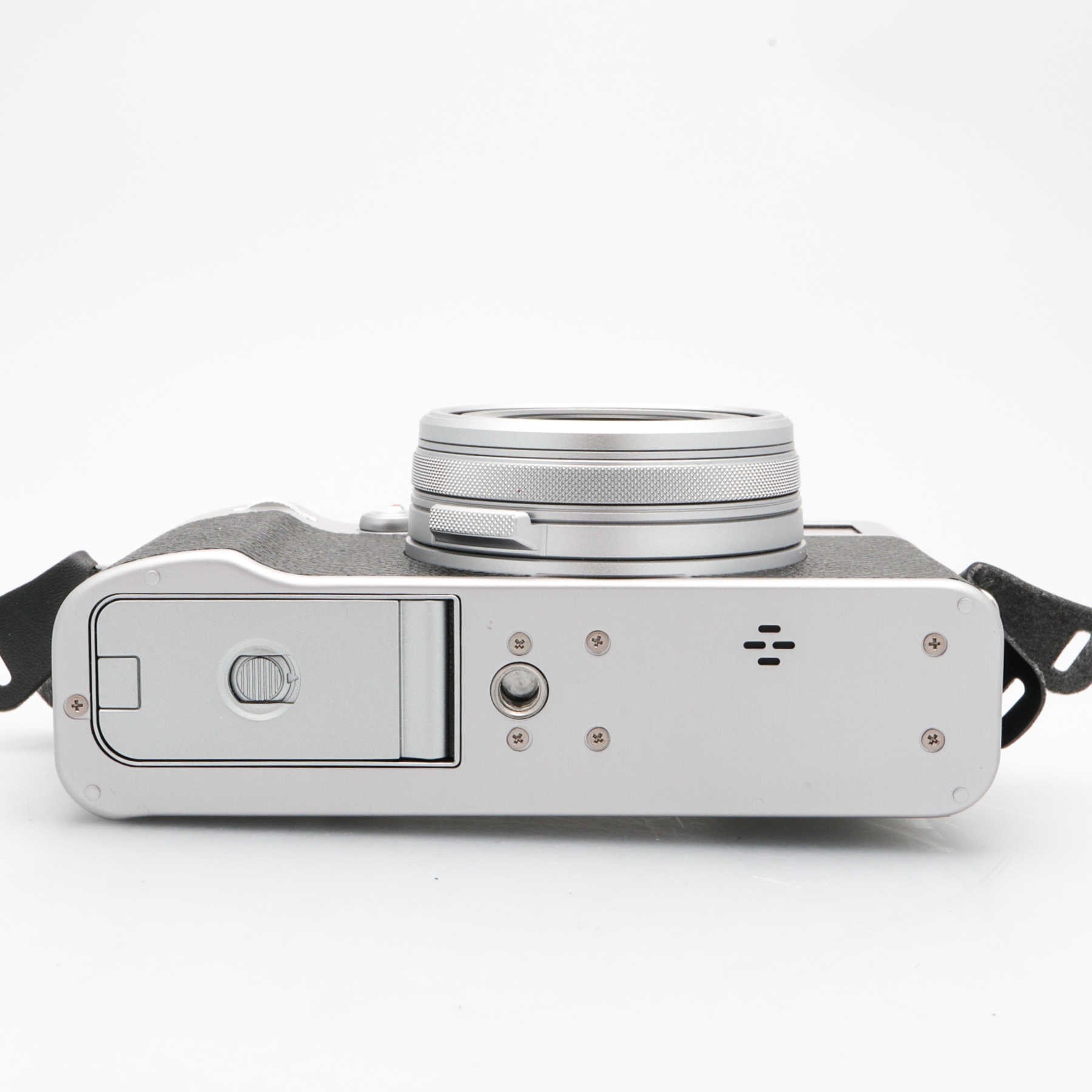 Fujifilm X100V silver | Kutuzov Photo