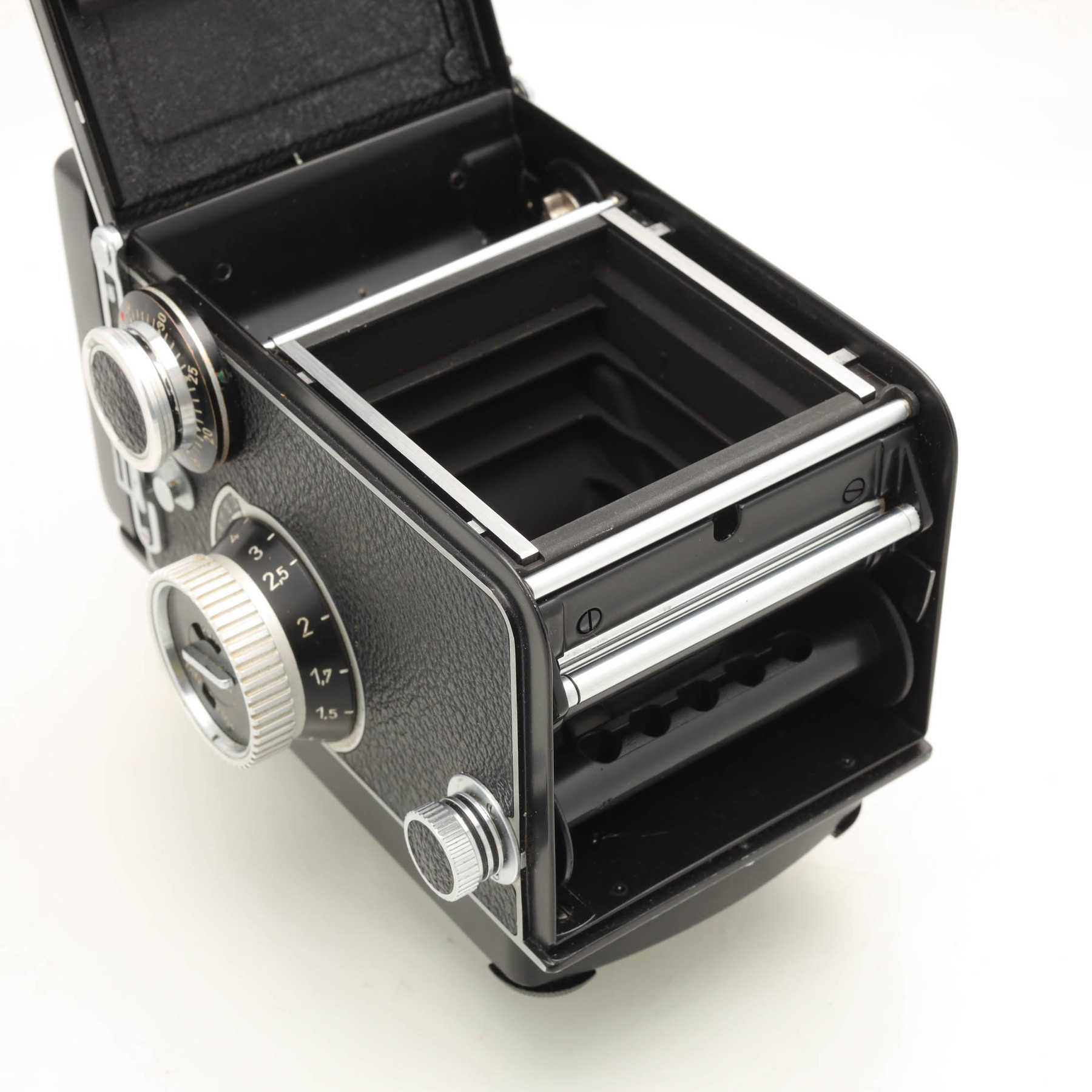 Rollei Rolleiflex 2.8C (Xenotar 80mm f/2.8) | Kutuzov Photo